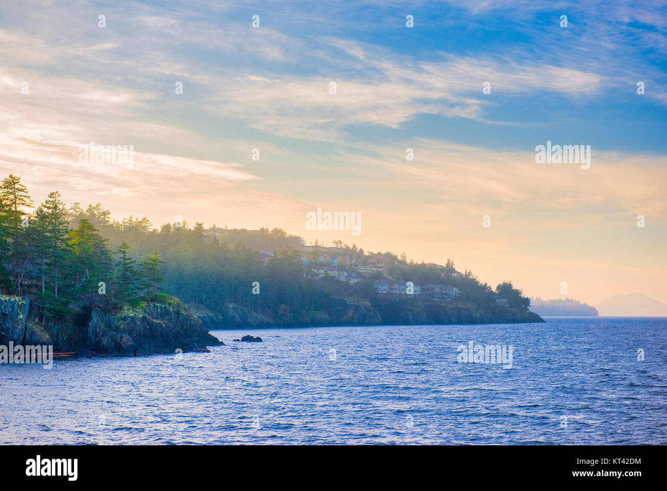 View of the ocean from Neck Point park in Nanaimo at sunset, Vancouver ...