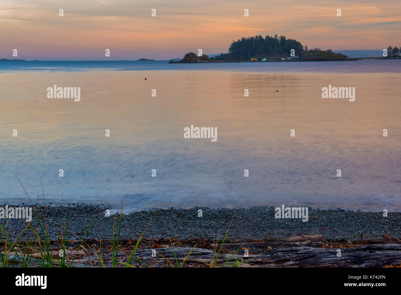 View of the ocean from Neck Point park in Nanaimo at sunset, Vancouver ...