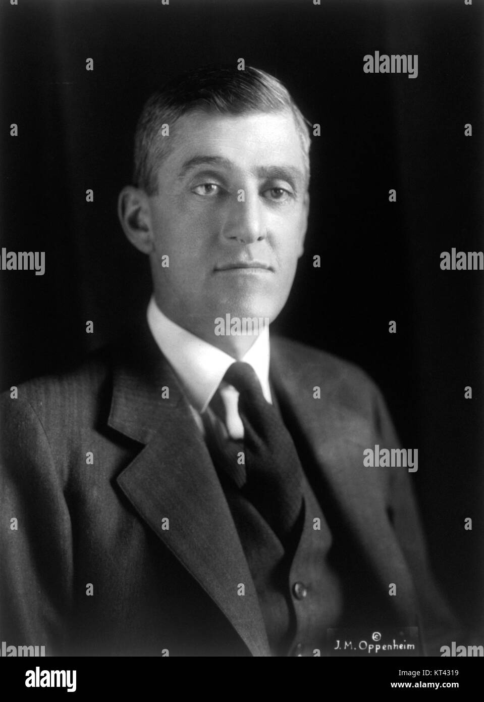 Governor massachusetts Black and White Stock Photos & Images - Alamy