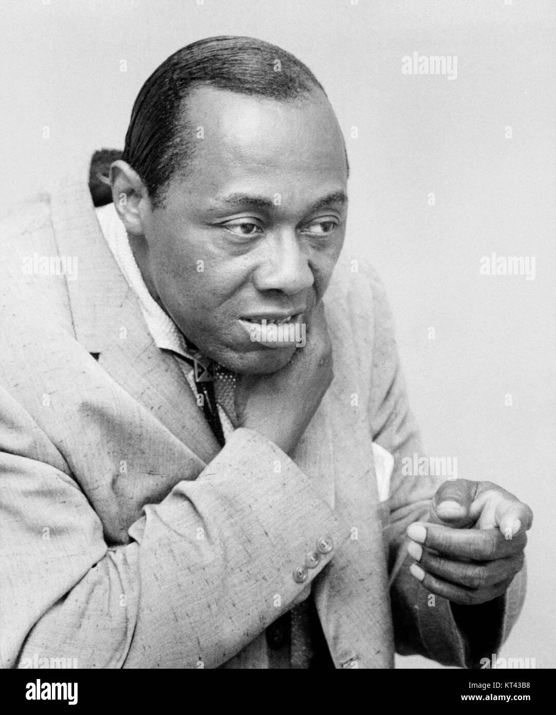 Lincoln Perry, known as Stepin Fetchit, was a pioneering African ...