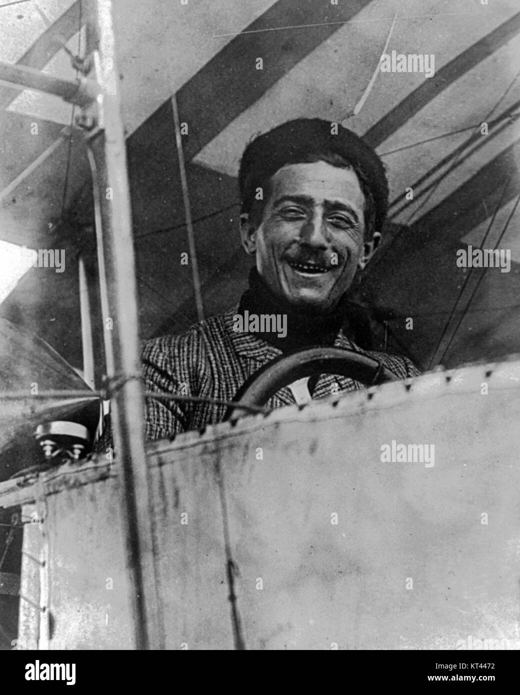 Louis Paulhan (1883–1963) was a pioneering French aviator renowned for ...