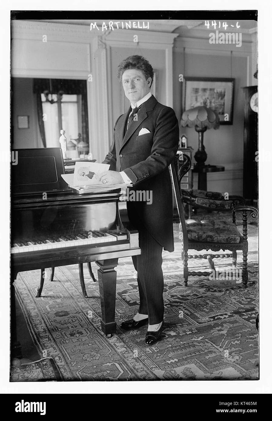 Portrait of the artist Martinelli, showcasing his contributions to the ...