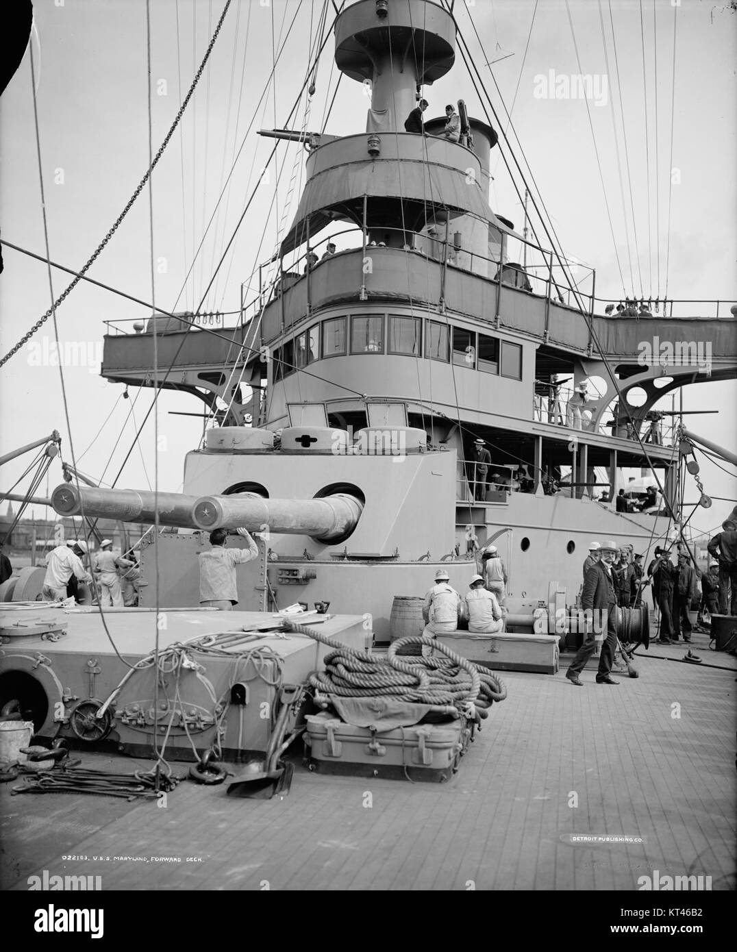 A historical image of a cruiser from Maryland, showcasing the design ...