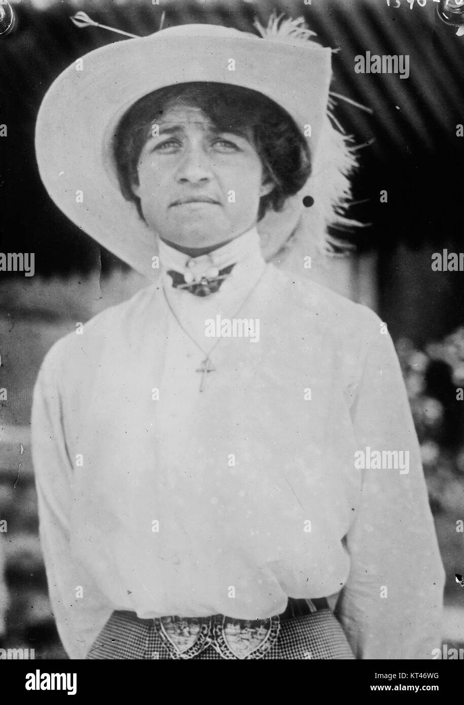 May Sutton was an American tennis player known for her contributions to ...