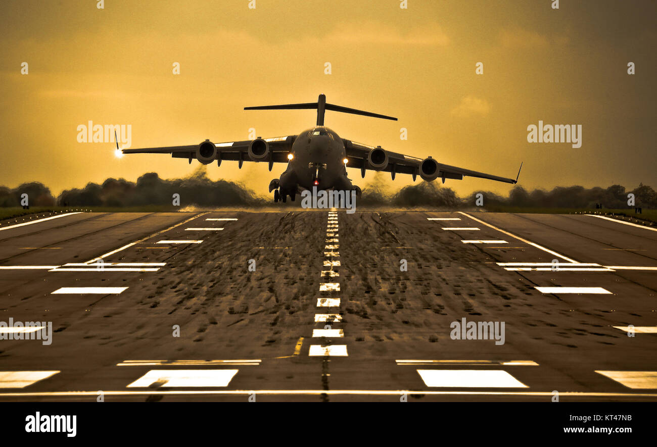 C-17 Globemaster III Stock Photo - Alamy