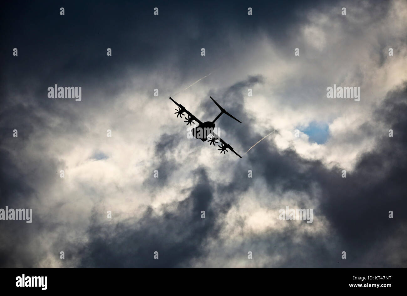 A400m sunset hi-res stock photography and images - Alamy