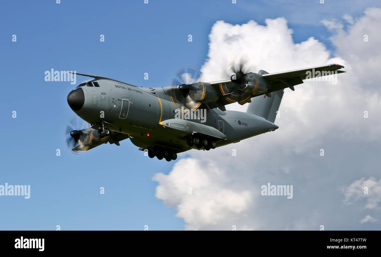 Airbus a400m cockpit hi-res stock photography and images - Alamy