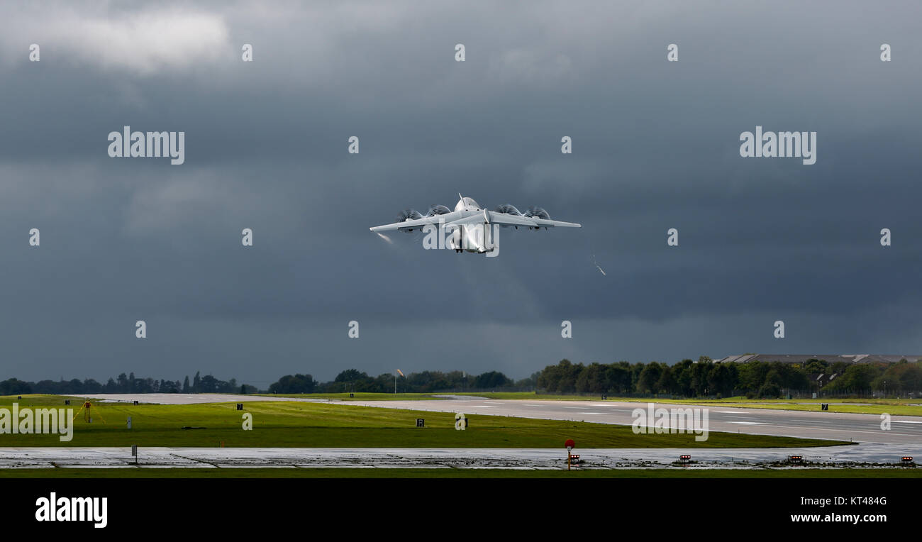 A400m sunset hi-res stock photography and images - Alamy
