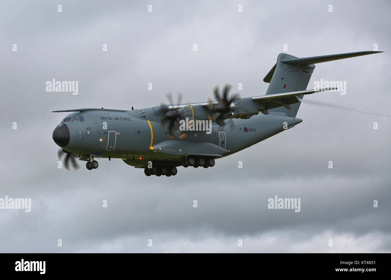 Airbus a400m atlas military transport plane hi-res stock photography ...