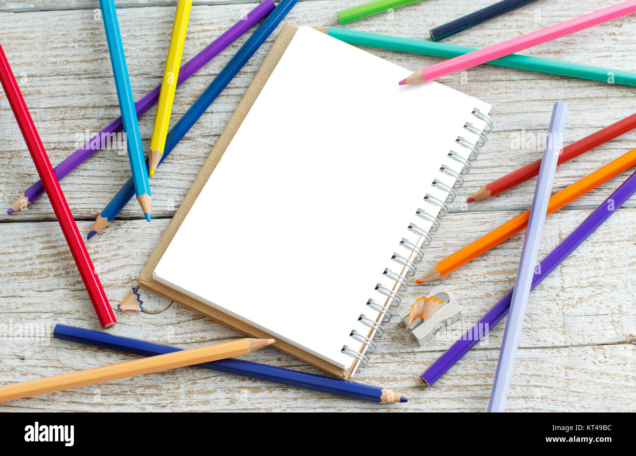 Drawing-pad and color pensils Stock Photo - Alamy