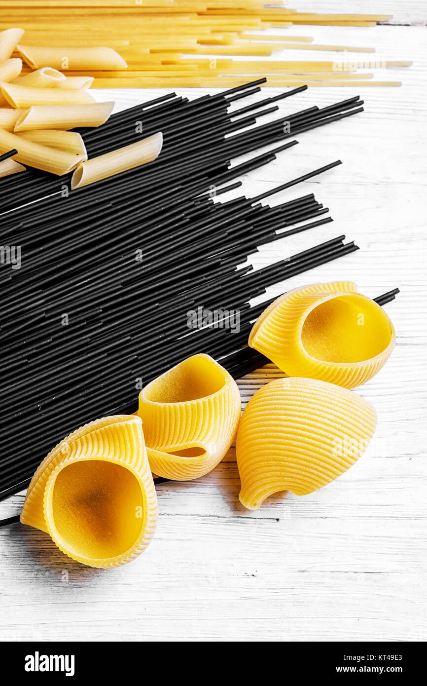 spaghetti for cooking pasta Stock Photo - Alamy