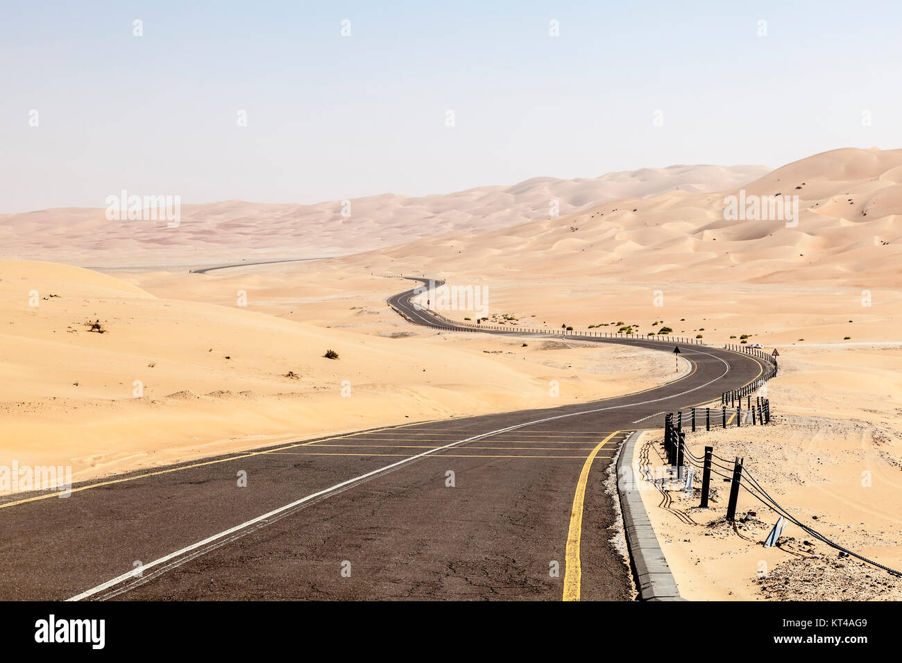 road through the desert Stock Photo - Alamy