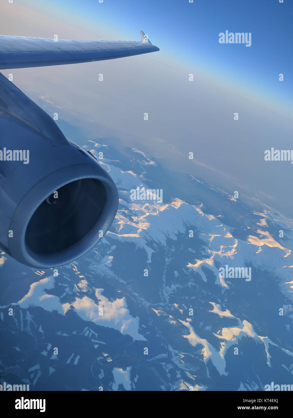 Plane engine, in flight Stock Photo - Alamy