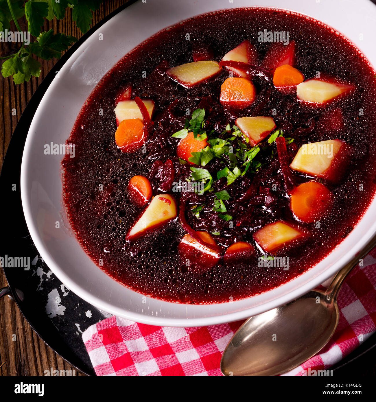 Rote borschtsch hi-res stock photography and images - Alamy