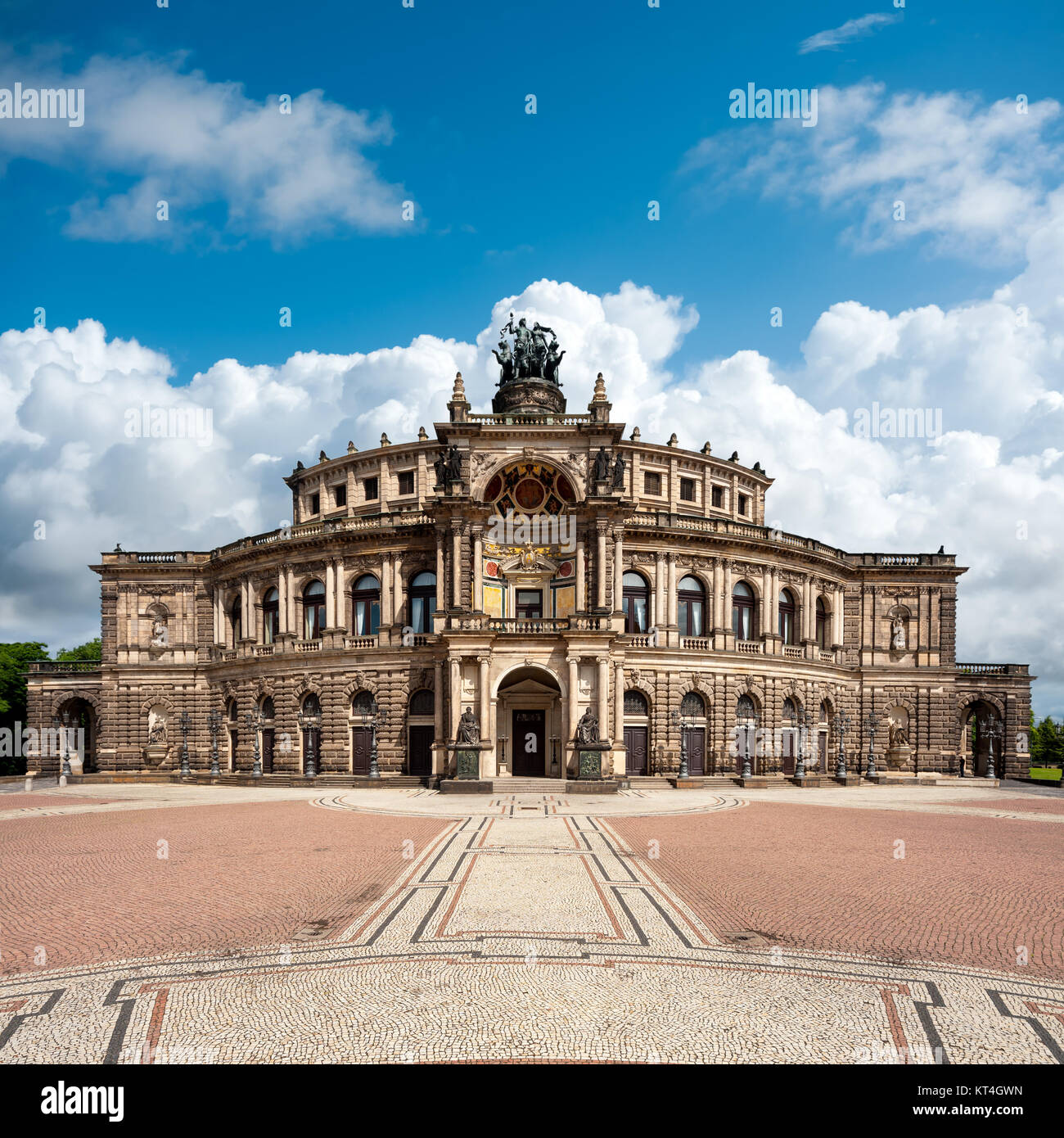 Dresden opera theatre, front view Stock Photo - Alamy