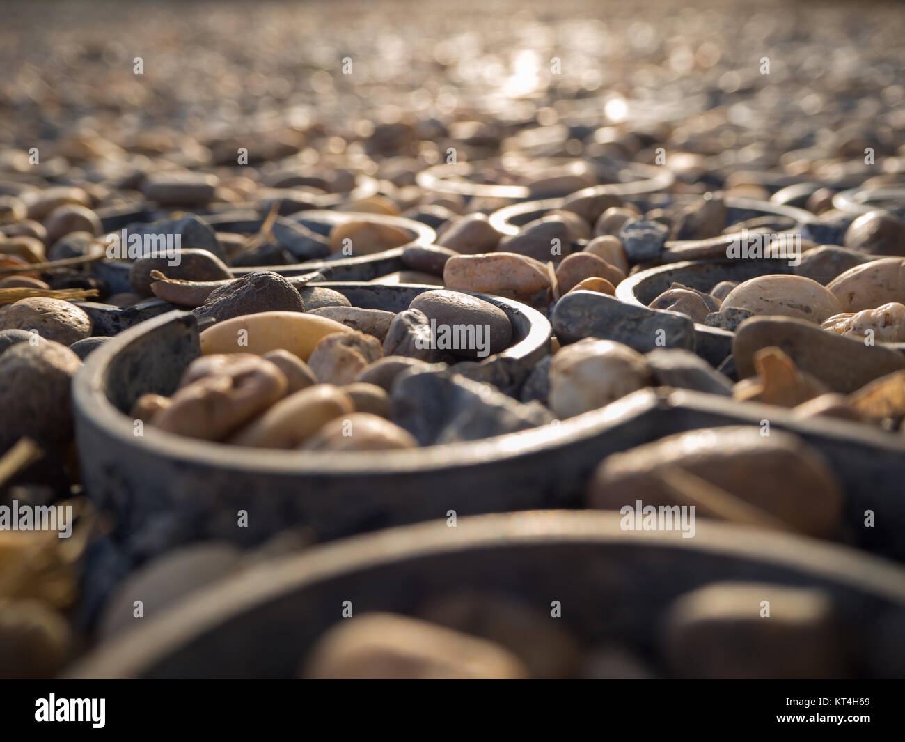 View stone earth wall hi-res stock photography and images - Alamy