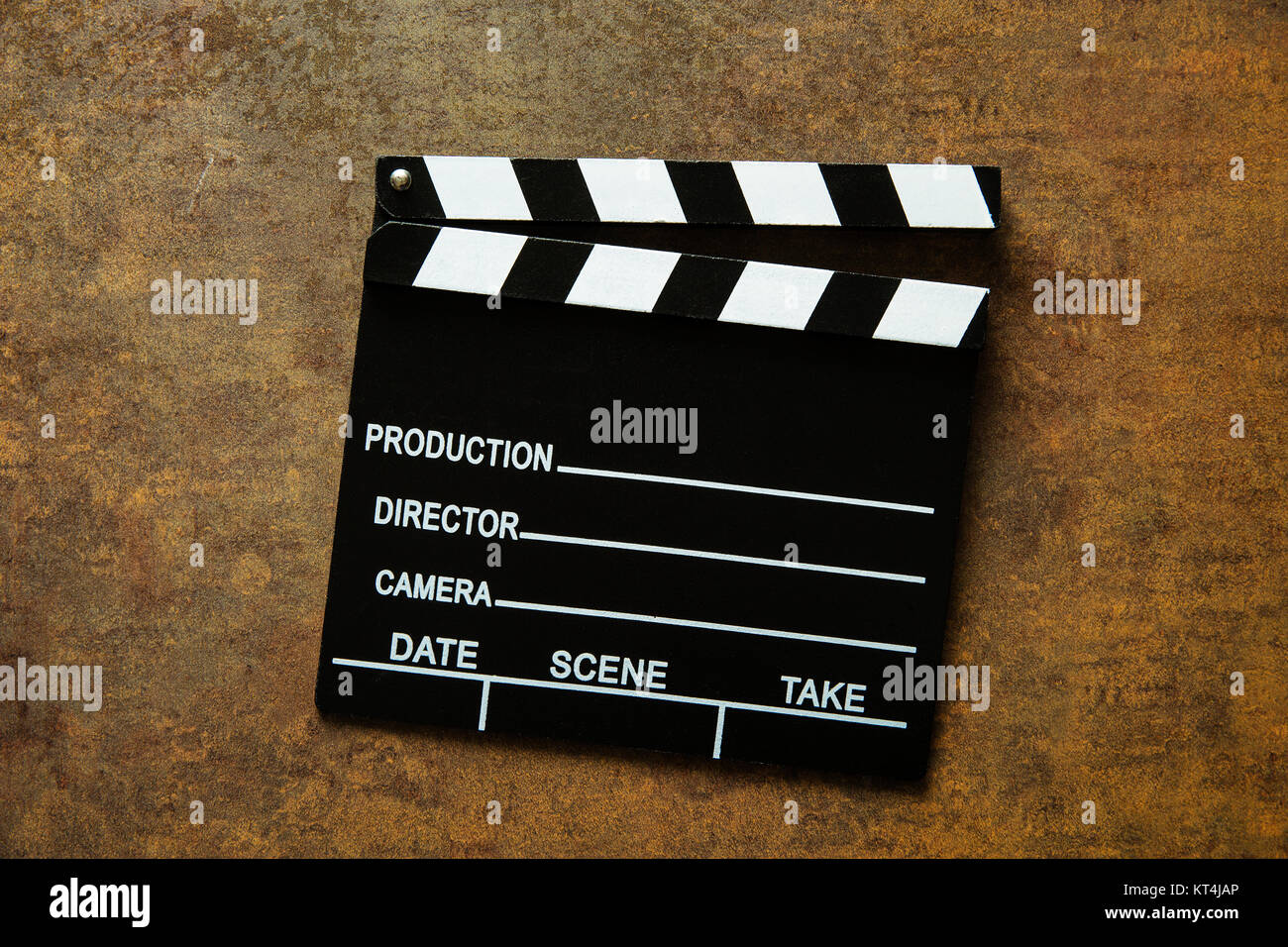 The vintage clapperboard Stock Photo - Alamy
