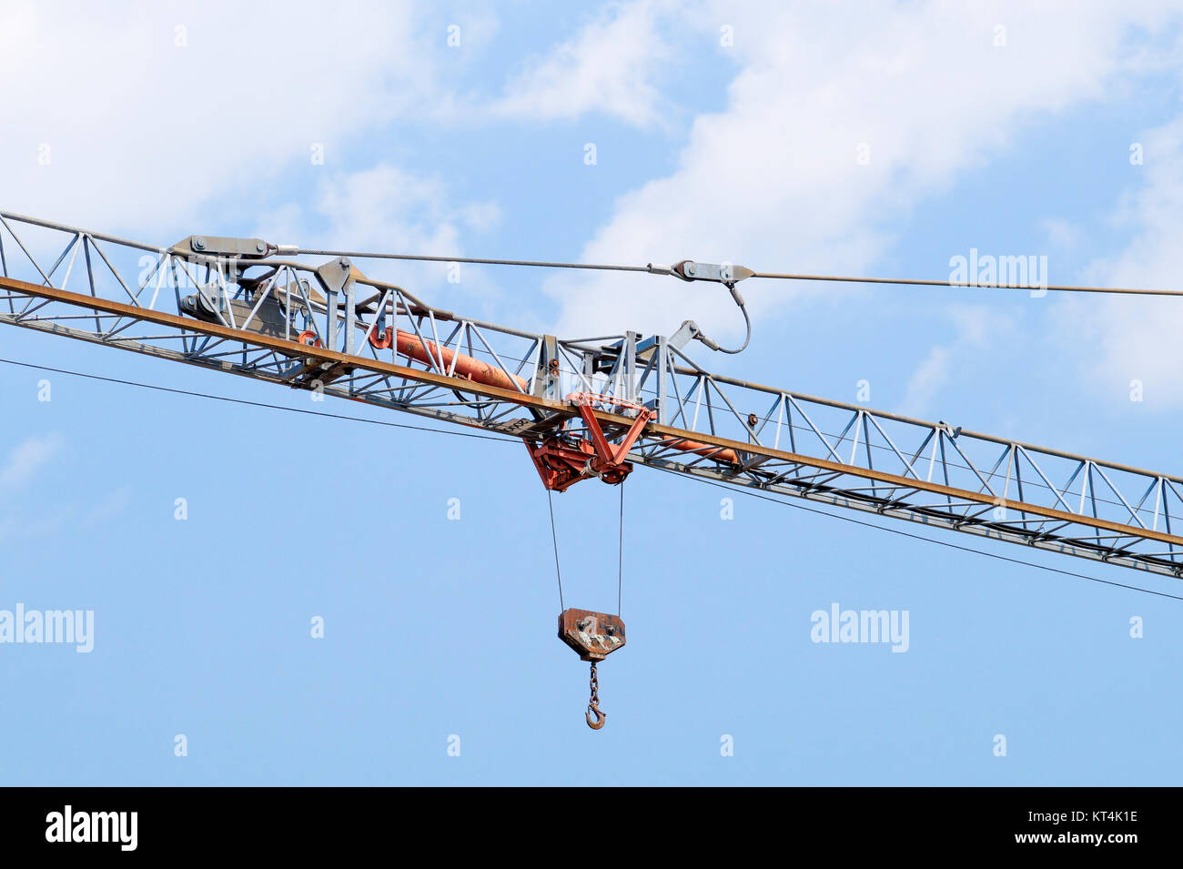 Robot arm crane heavy hi-res stock photography and images - Alamy