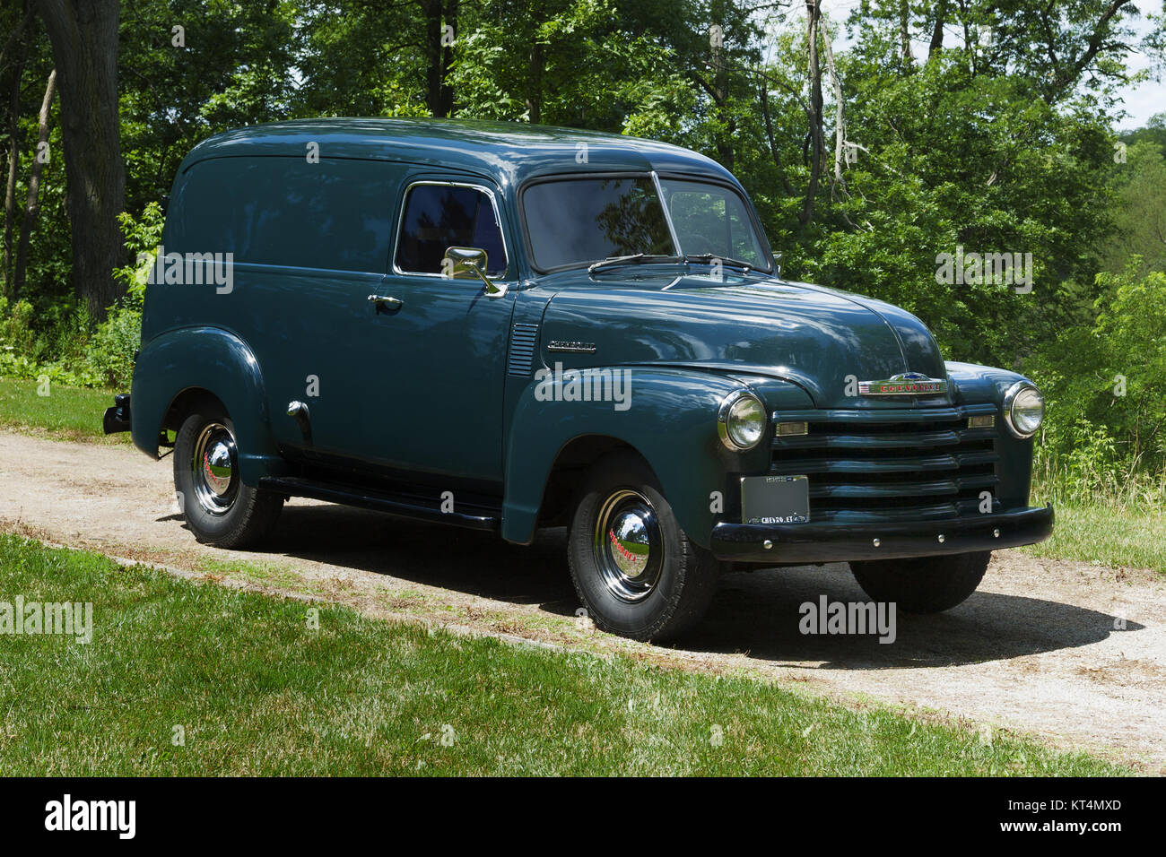 1952 chevrolet panel delivery truck hi-res stock photography and images ...