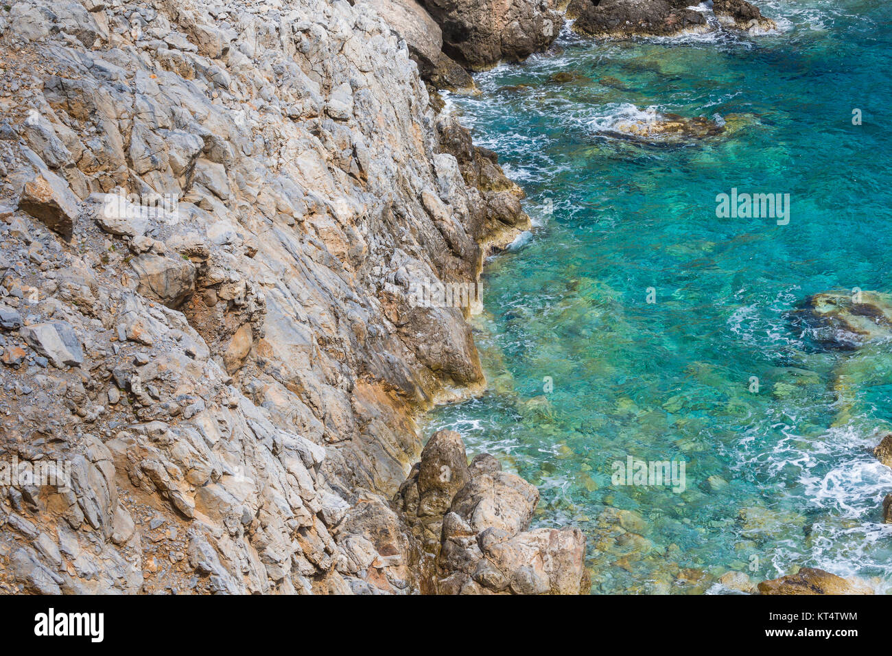 Gorgeous scenery deep blue ocean hi-res stock photography and images ...