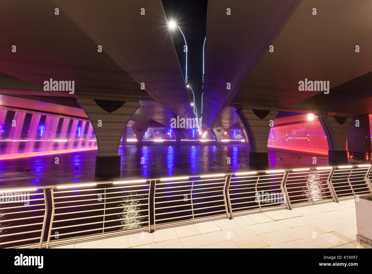 Sheikh Zayed Road Bridge in Dubai, UAE Stock Photo - Alamy