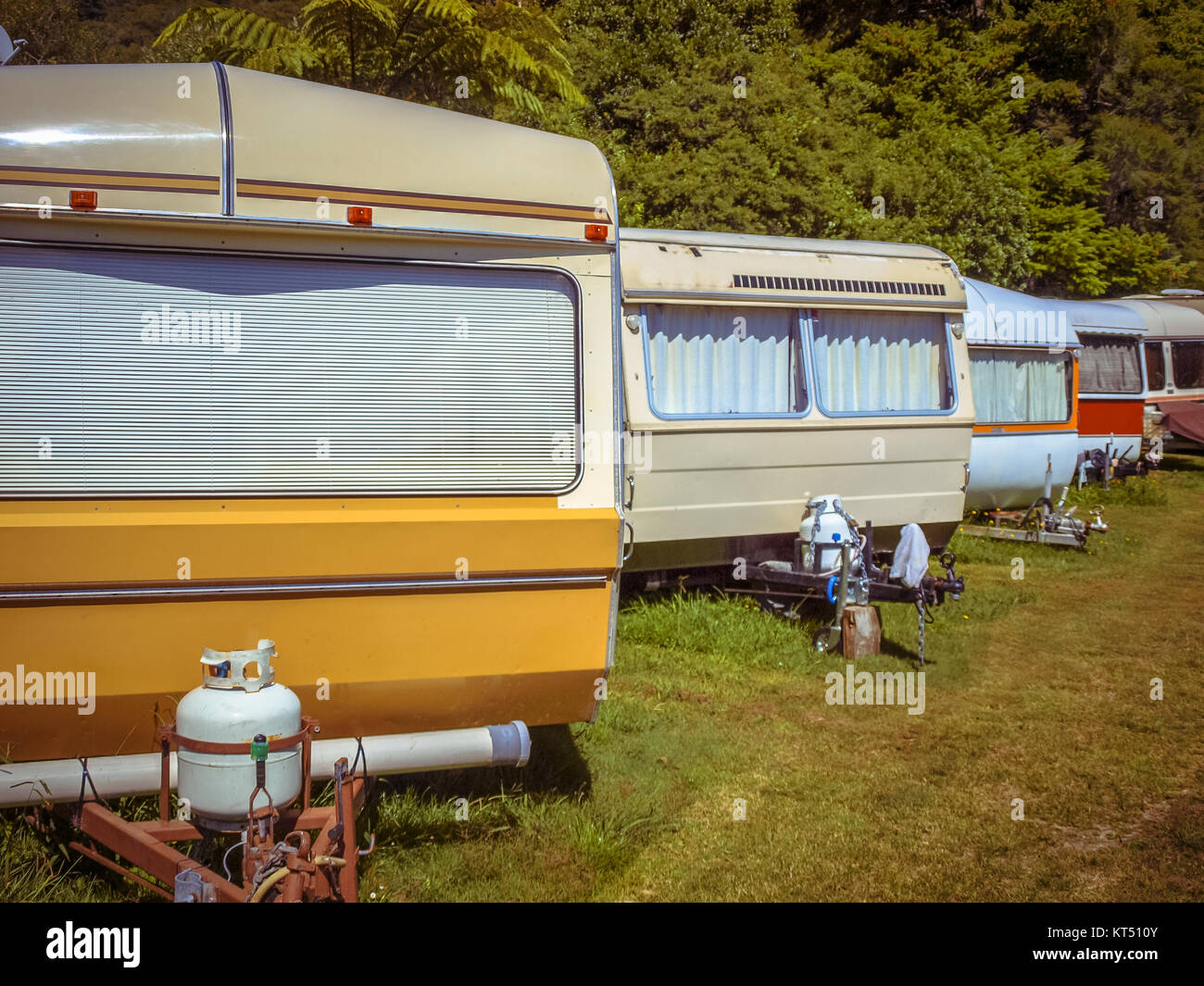 Row of old Fashioned vintage Caravans on a Trailer Park Stock Photo - Alamy