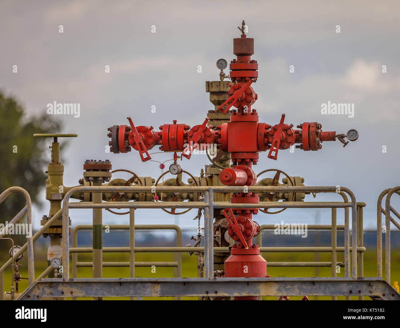 Well head at gas field station in the Netherlands Stock Photo - Alamy