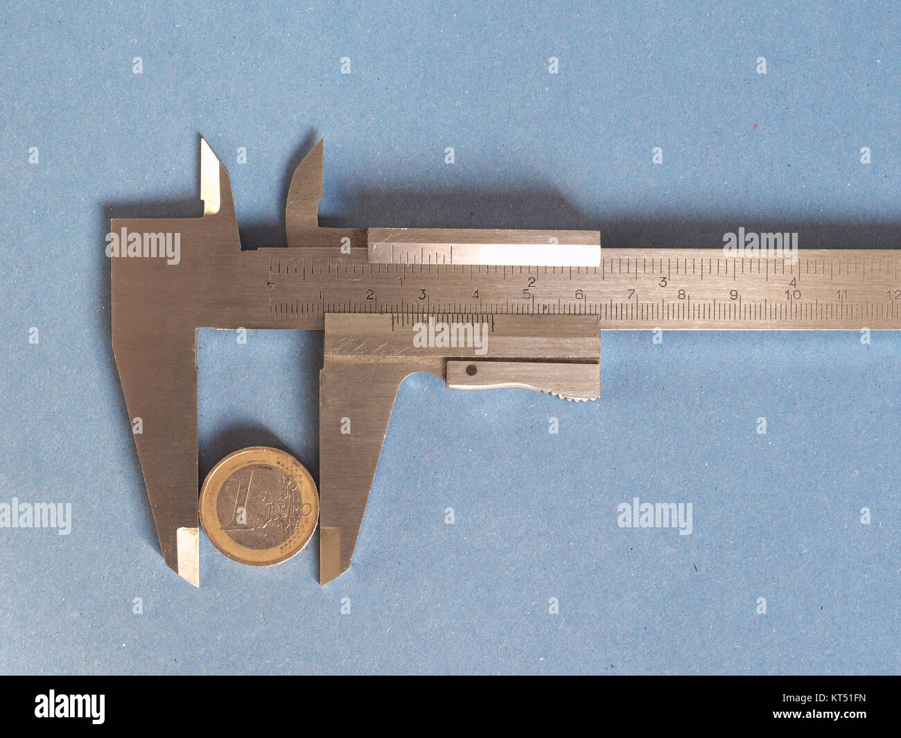 caliper measuring tool Stock Photo - Alamy