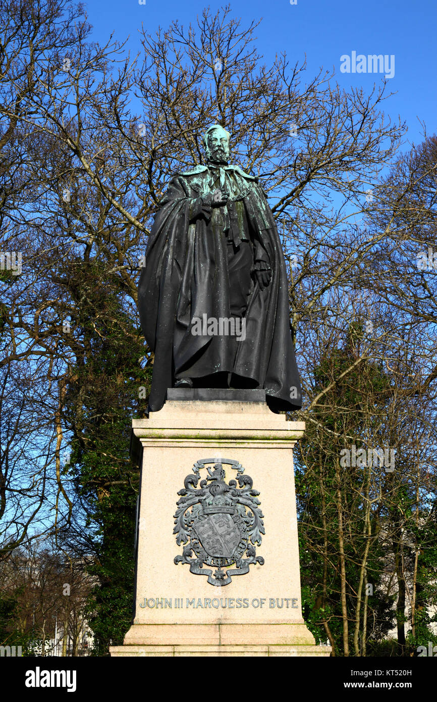 Statue of John Patrick Crichton-Stuart, 3rd Marquess of Bute in Friary ...