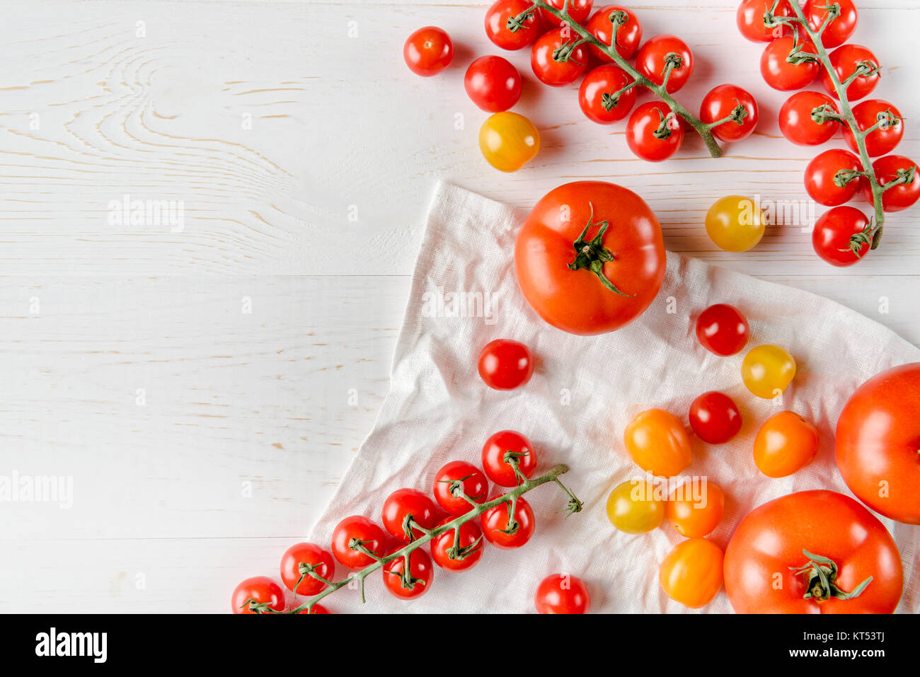Fresh ripe tomatoes Stock Photo - Alamy