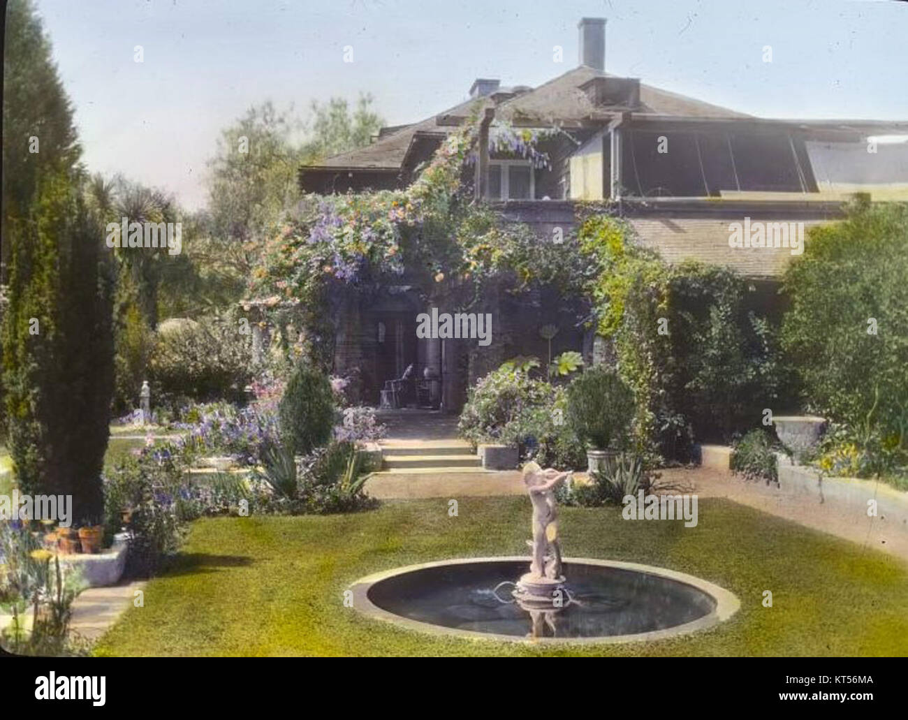 The Myron Hunt house, located at 200 North Grand Avenue in Pasadena ...