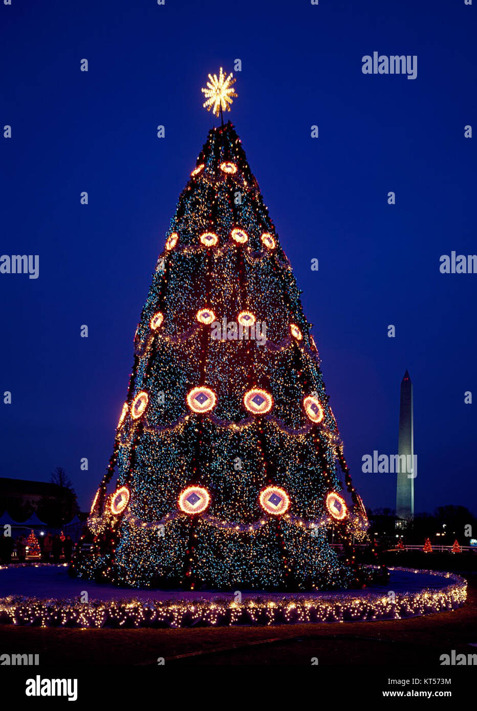 The National Christmas Tree, located on the National Mall in Washington ...