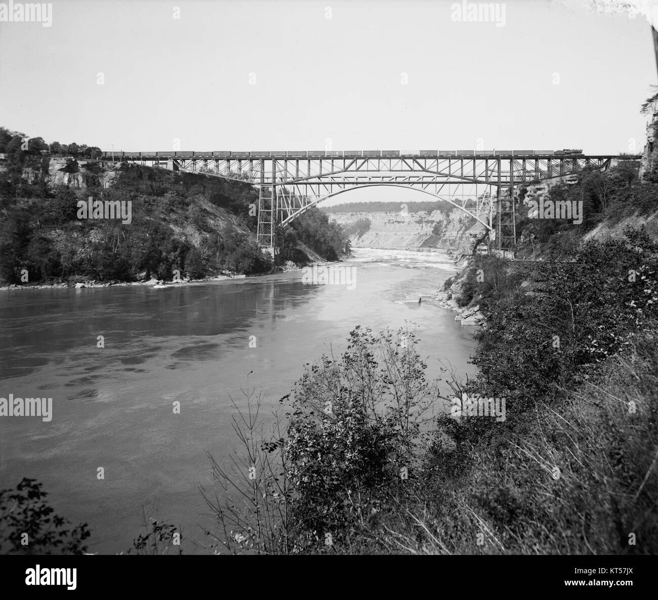 The Niagara Cantilever Whirlpool Bridges are significant engineering ...