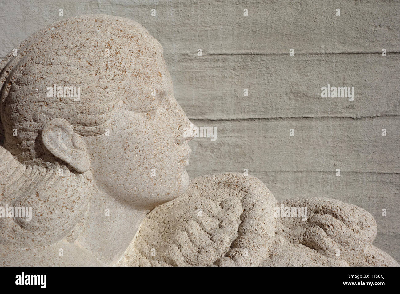 Offrande hi-res stock photography and images - Alamy