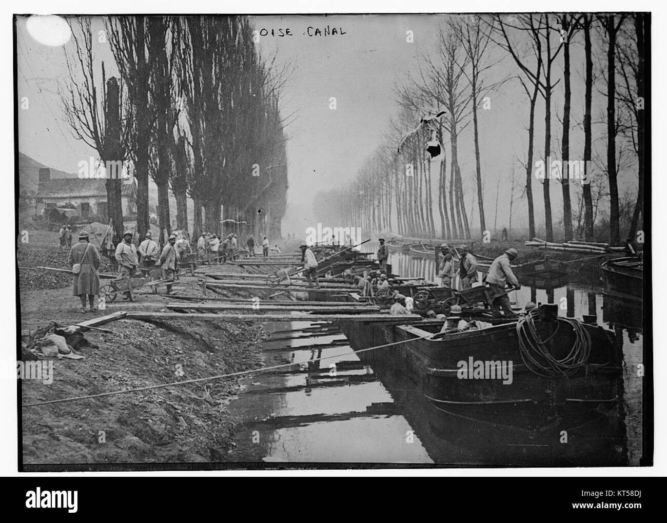Navigable rivers in france hi-res stock photography and images - Alamy