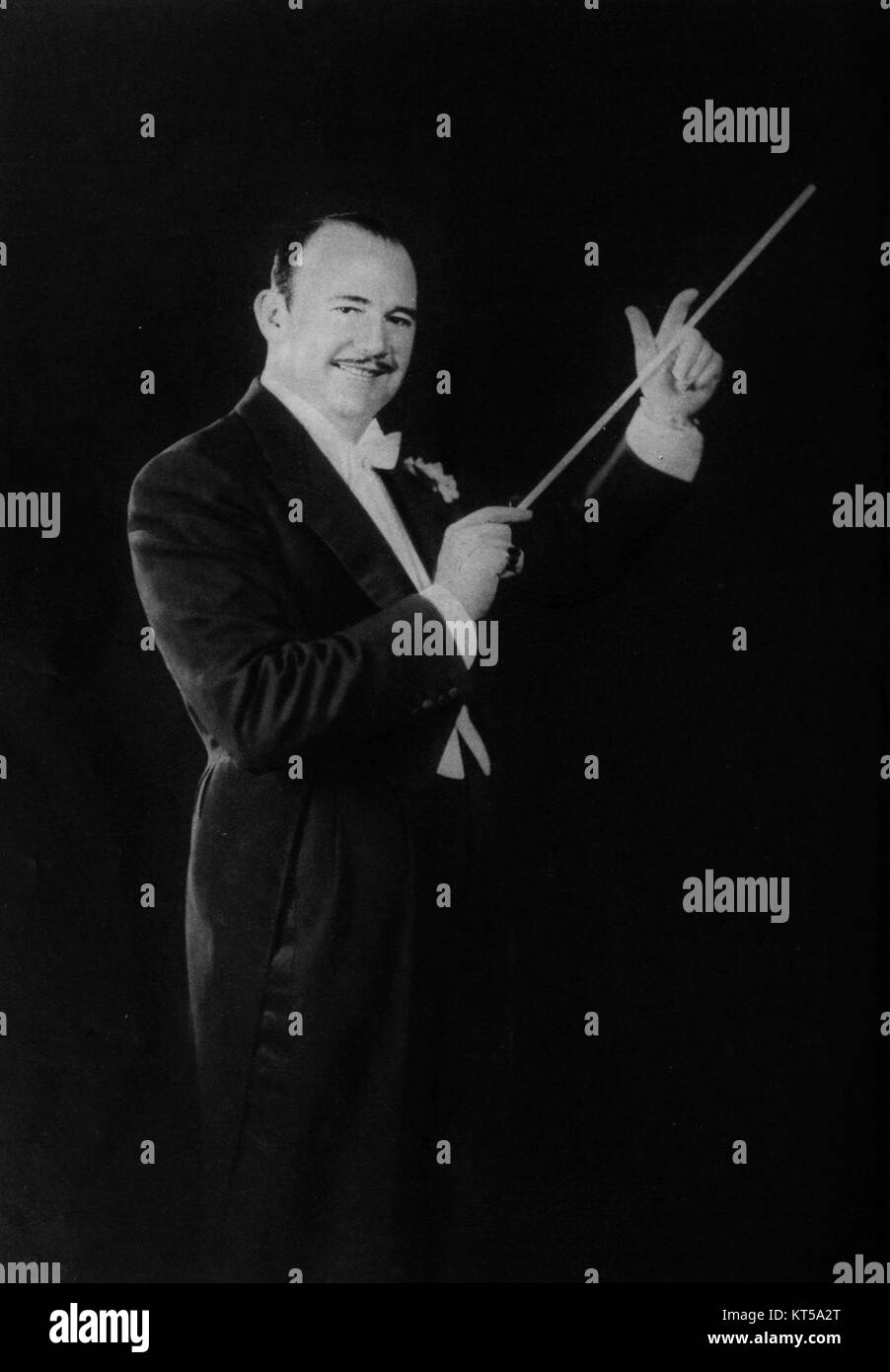 Paul whiteman hi-res stock photography and images - Alamy