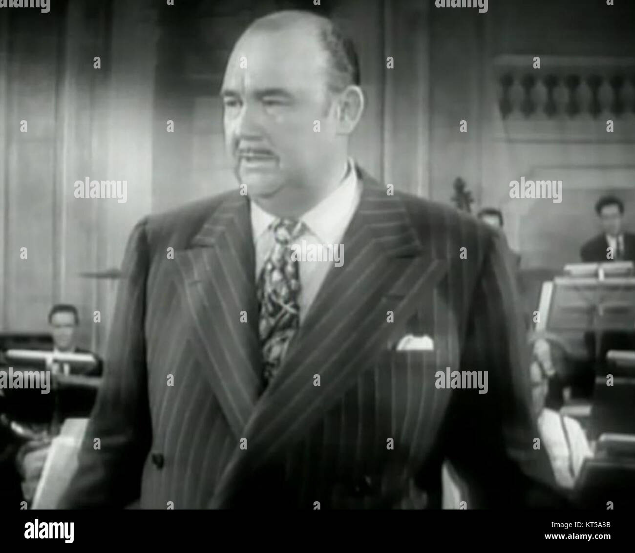 Paul whiteman hi-res stock photography and images - Alamy