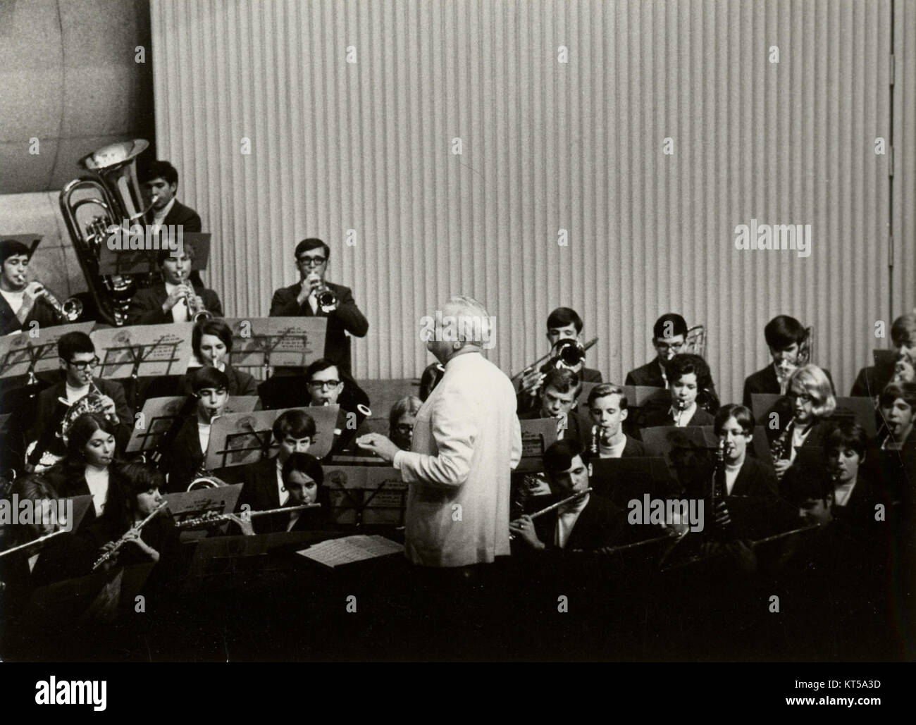 Paul symphony orchestra hi-res stock photography and images - Alamy