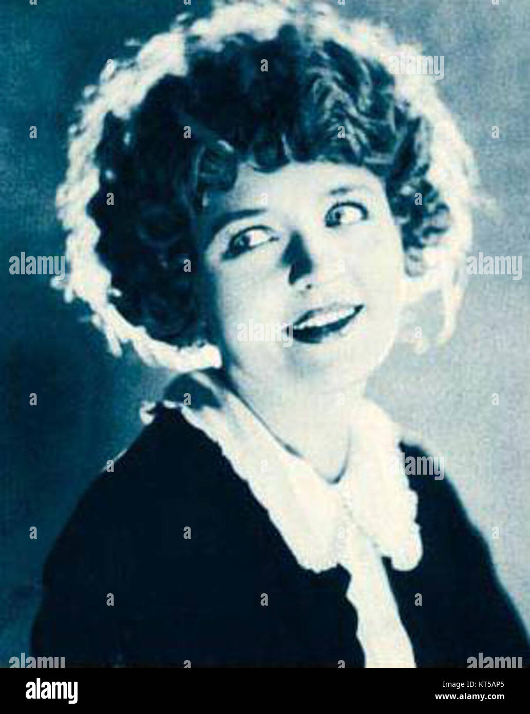 Phyllis Haver, a star from the silent film era, is featured in this ...