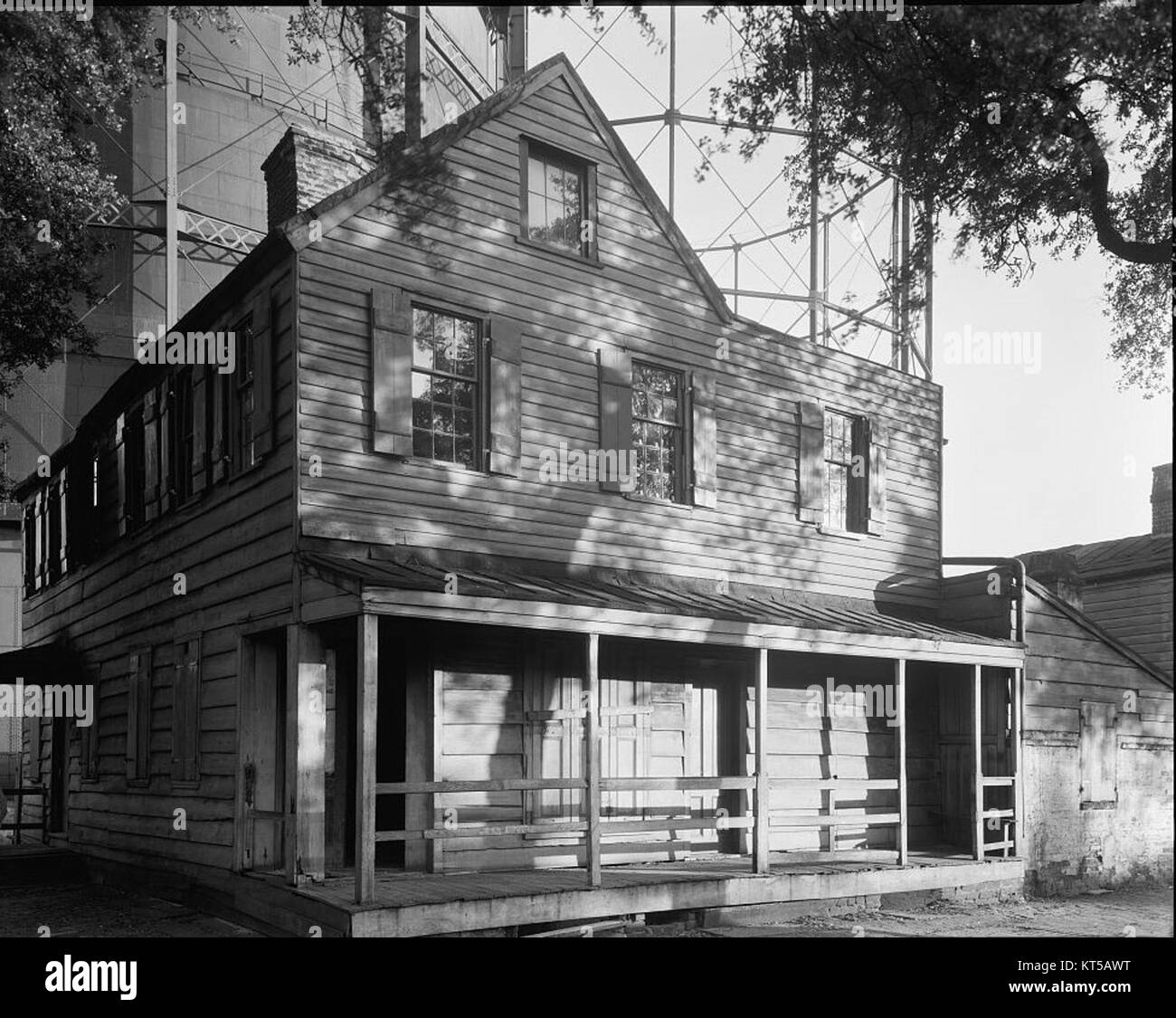 The Pirates House, located on Broad Street in East Savannah, Georgia ...