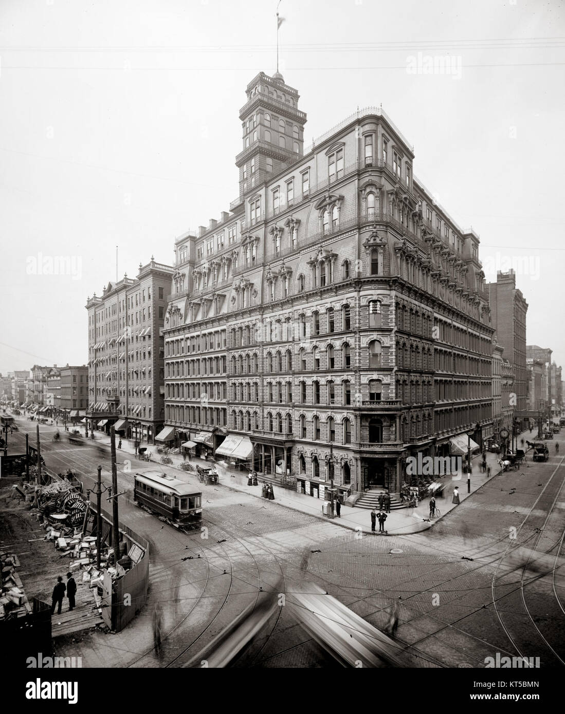 The Powers Building, located in Rochester, New York, is an iconic ...