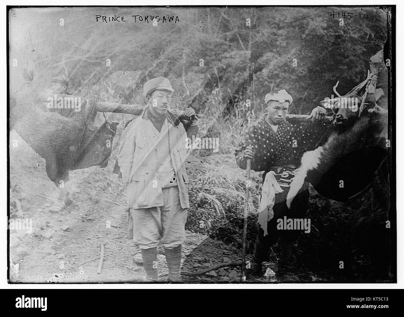 Japans nobility Black and White Stock Photos & Images - Alamy