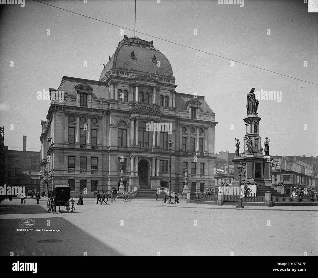 A cropped view of Providence, Rhode Island's City Hall and the Soldiers ...