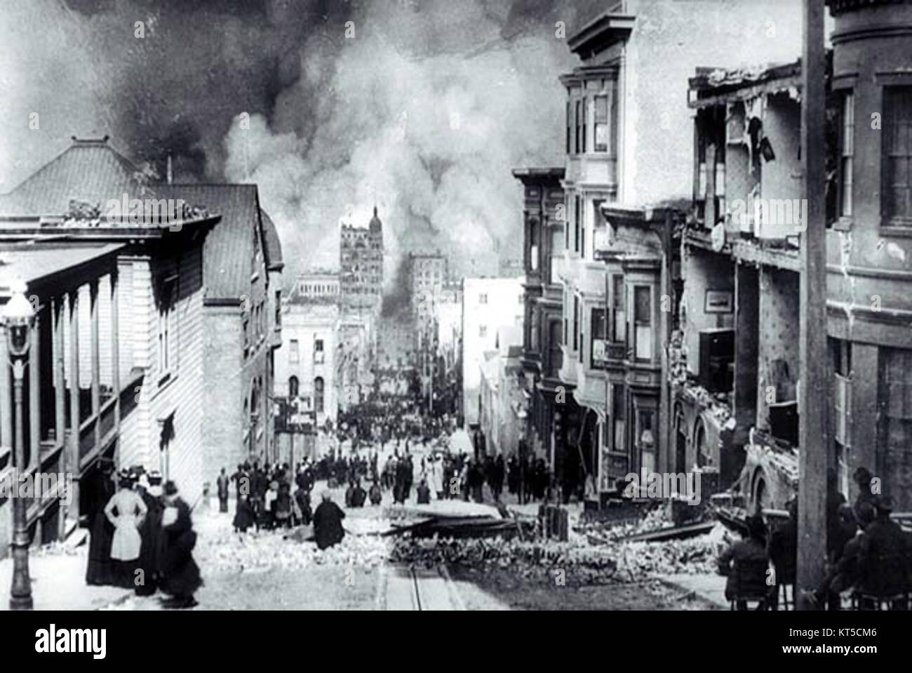 Sudden earth movement hi-res stock photography and images - Alamy