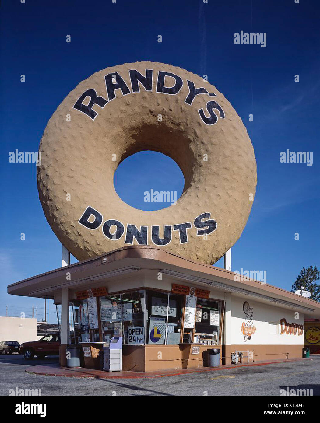 Randy's donuts vintage hi-res stock photography and images - Alamy