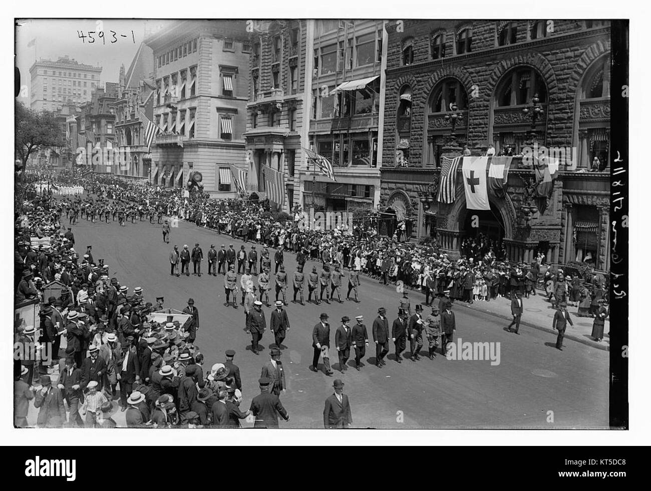 This image from 1912 depicts the Red Cross during its early ...