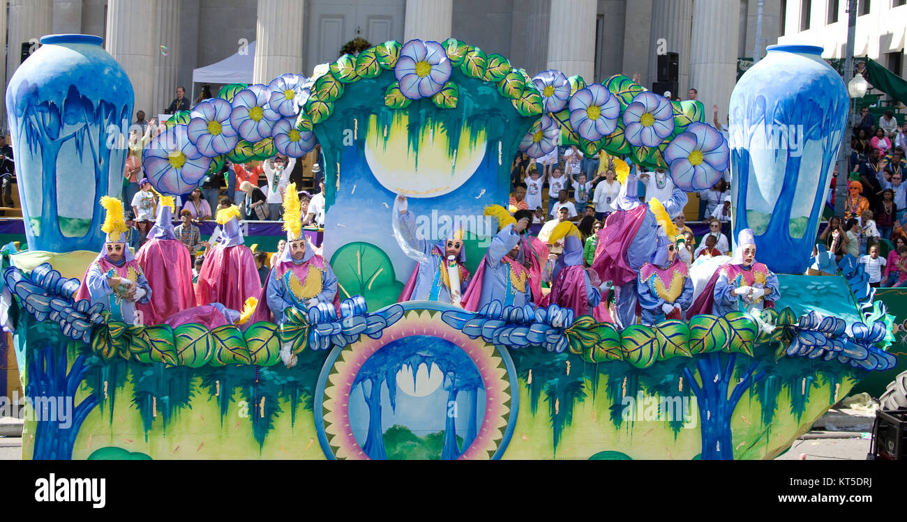 The 2006 Rex Parade float features a design inspired by Newcomb Pottery ...