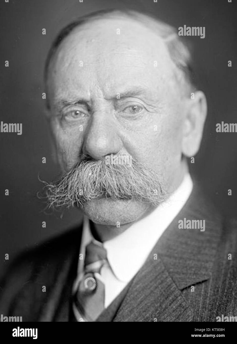 Robert E. Evans was an American actor known for his roles in both film ...