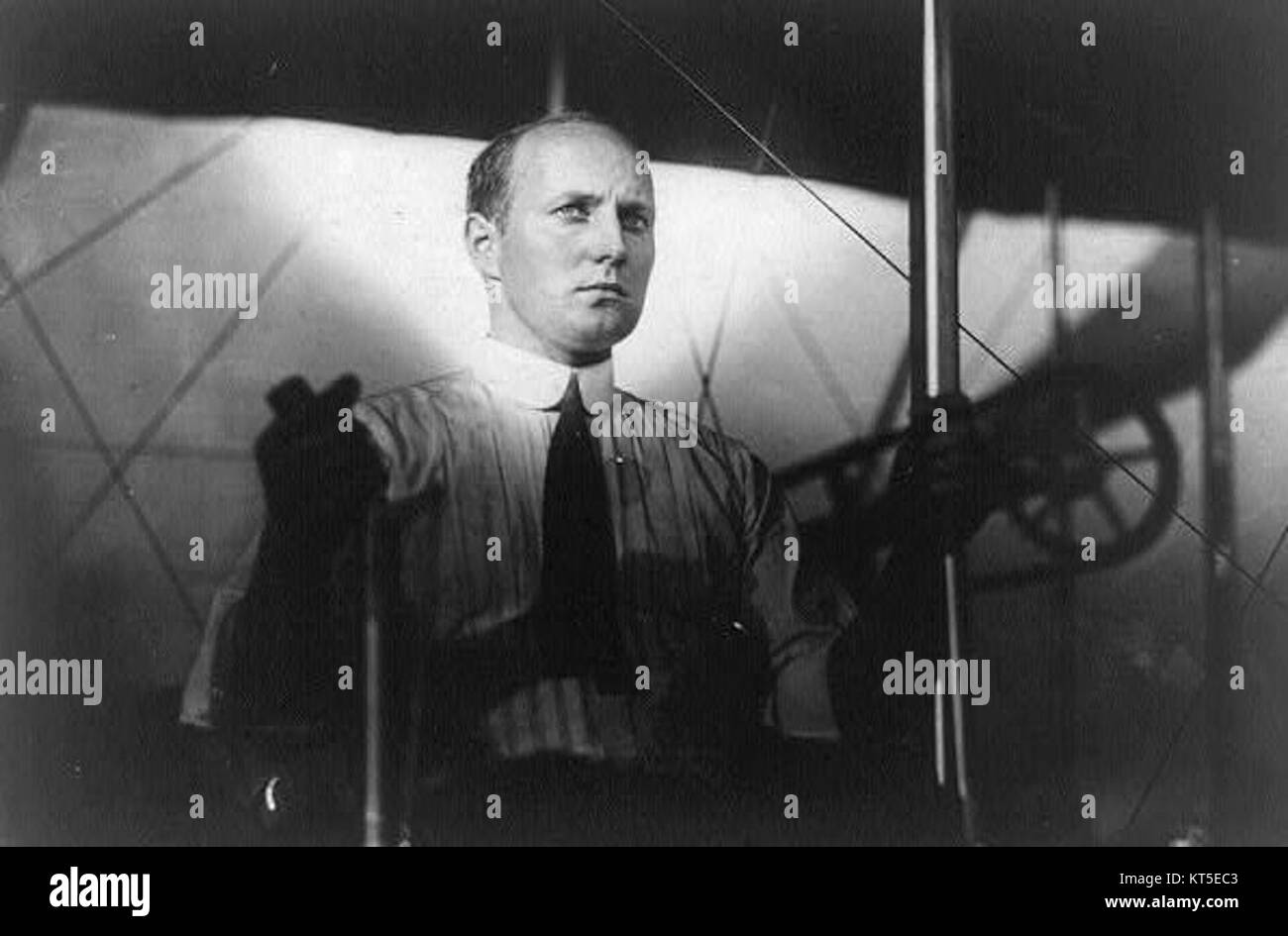 Robert george hi-res stock photography and images - Alamy