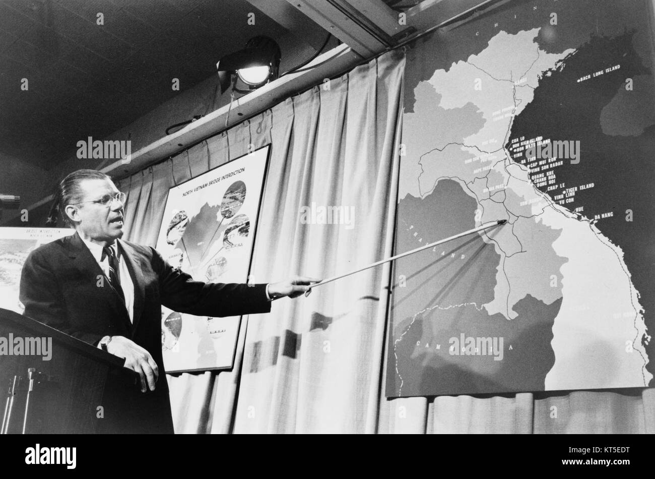 U s defense strategy Black and White Stock Photos & Images - Alamy